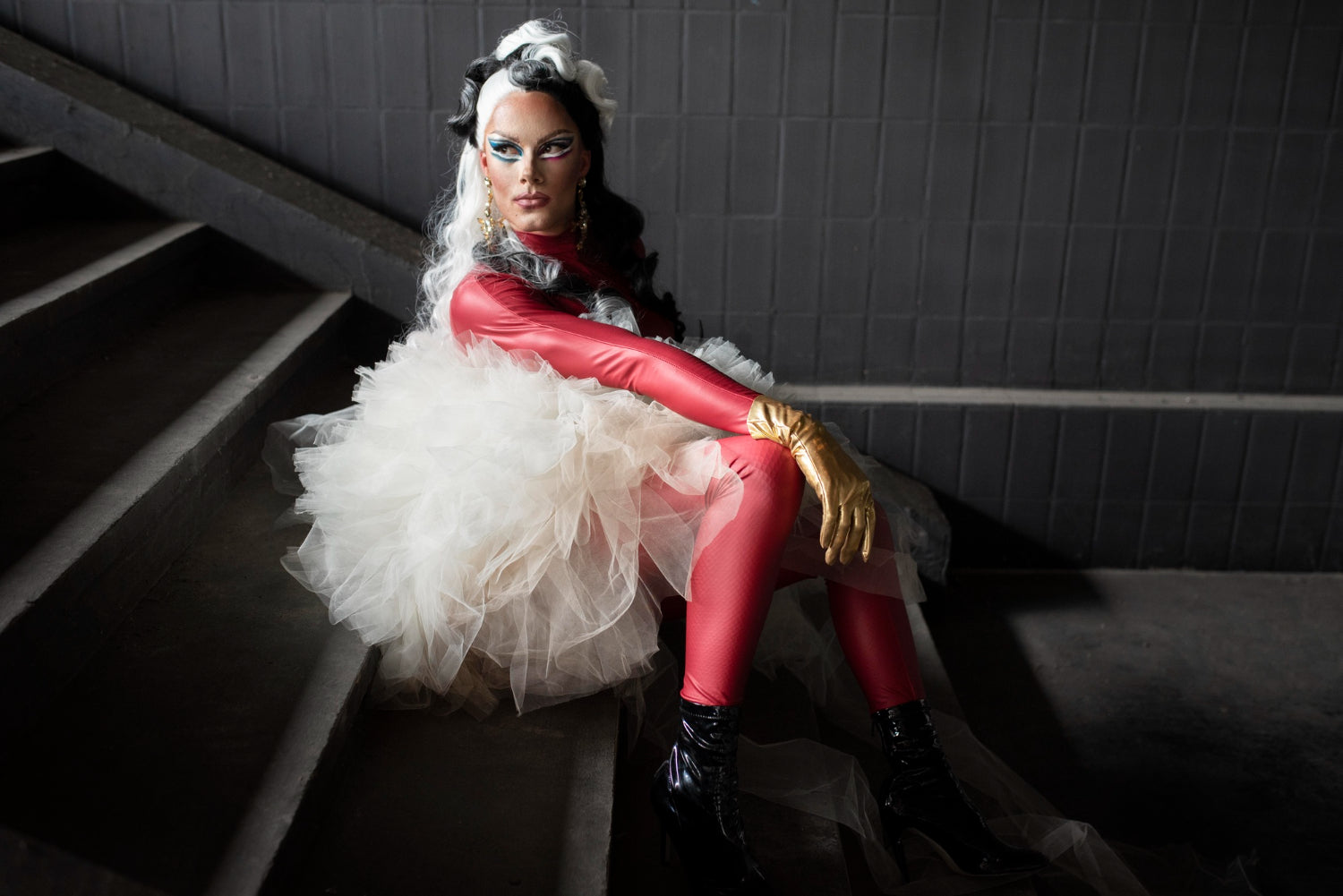 10 Must-Have Makeup Products for a Flawless Drag Queen Look | The Drag ...