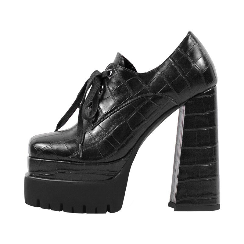 Scarlet Empress Platform Pumps - Drag Queen Heels | 6" Platform Pumps ...